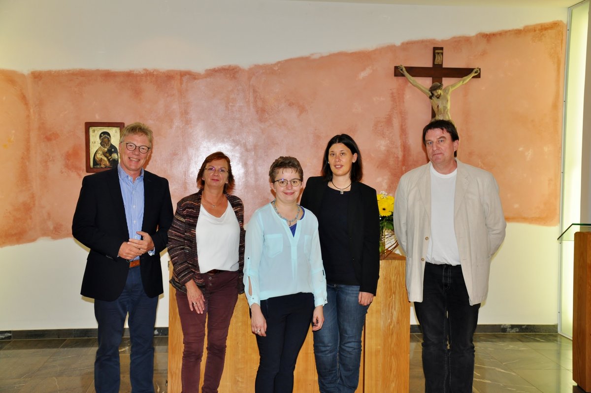 Grüß Gott, ich bin die Neue.