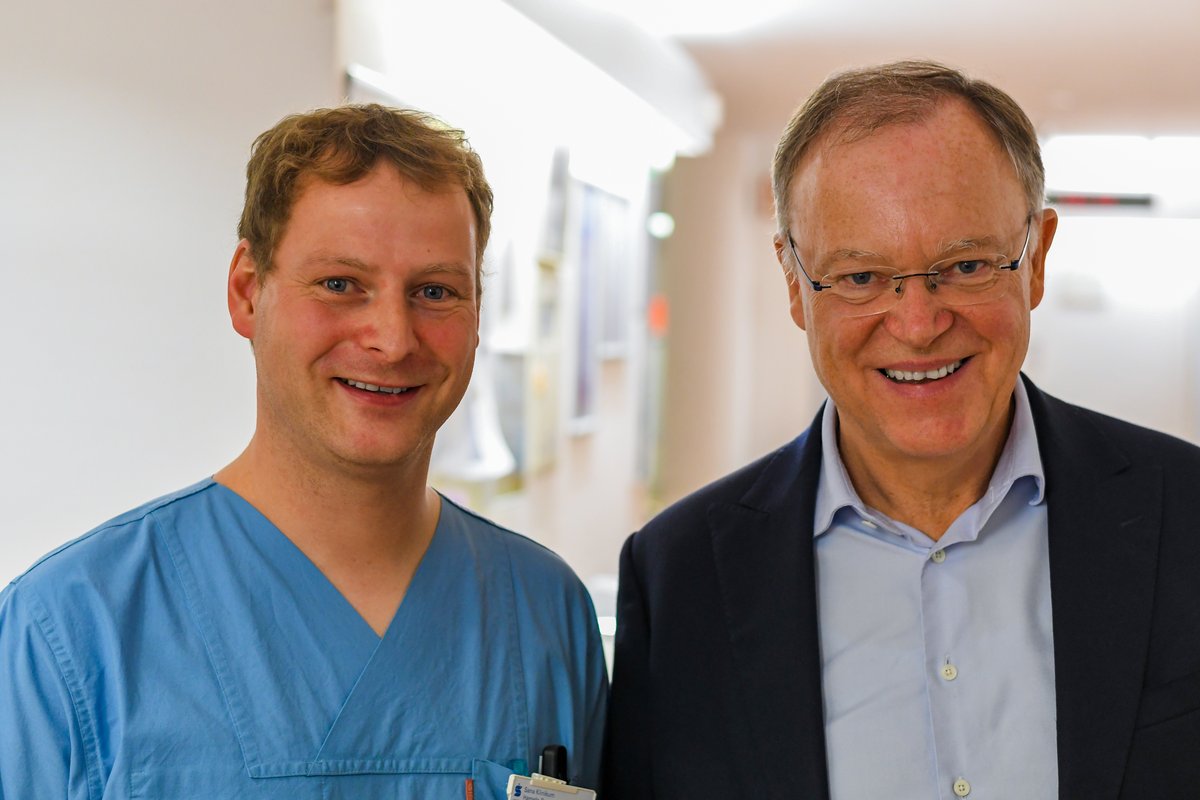 Niedersachsens Ministerpräsident Stephan Weil besucht Pflegeprofi ...